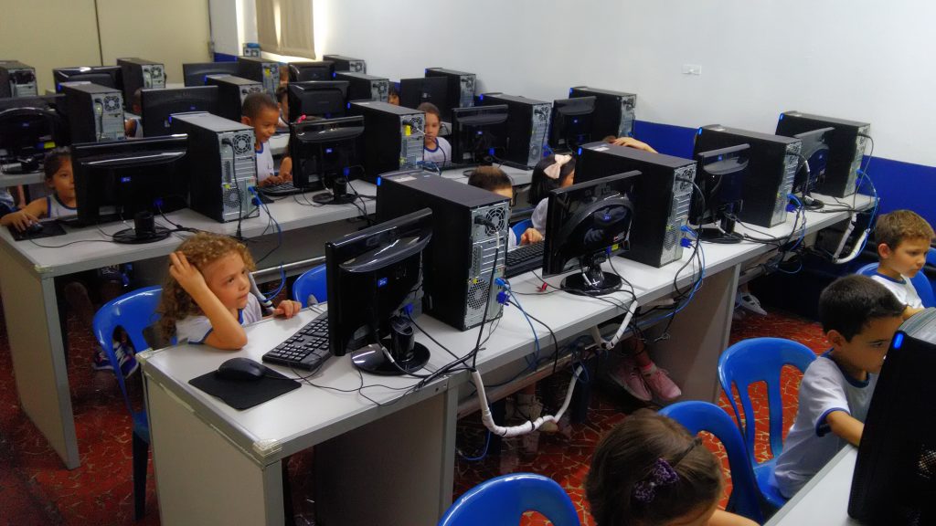 1ºs, 2ºs e 3ºs anos do Ensino Fundamental – Aula de Informática ...